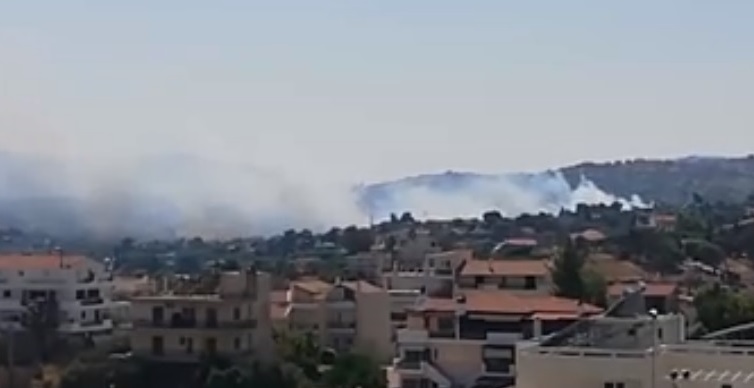 ΤΩΡΑ : Φωτιά στη Λ. Μαραθώνος - Συνεχής ενημέρωση
