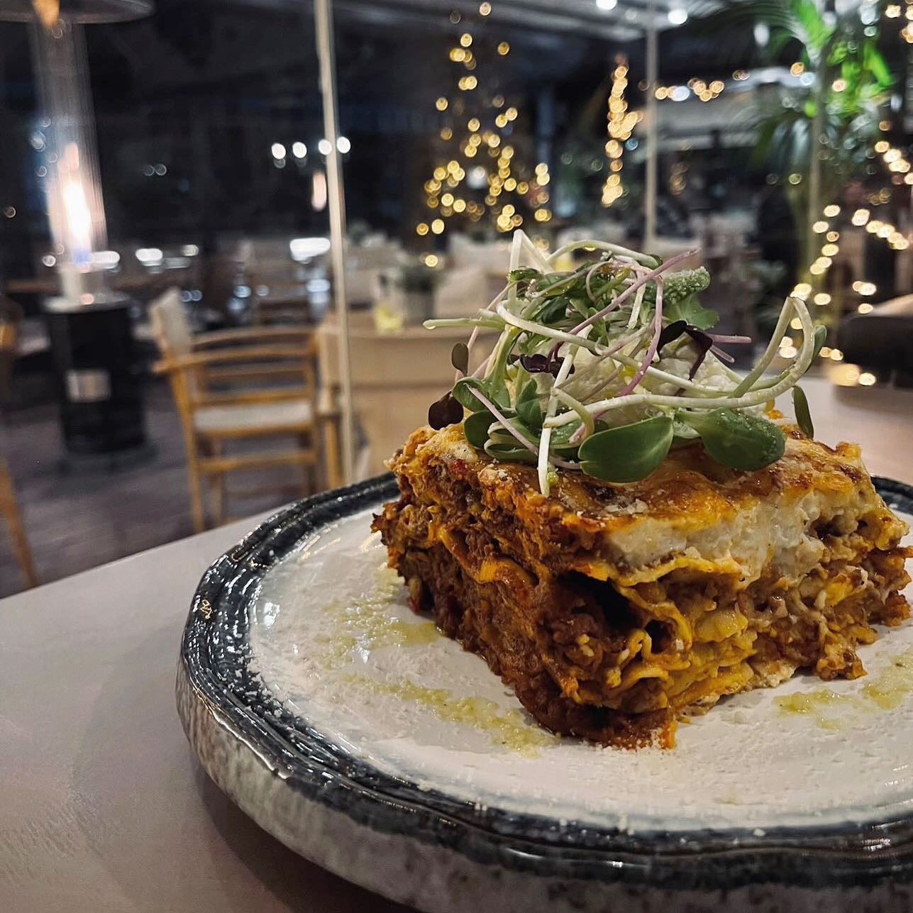 Luuma Bar Restaurant: Το πιο must all day bar στην Αρτέμιδα